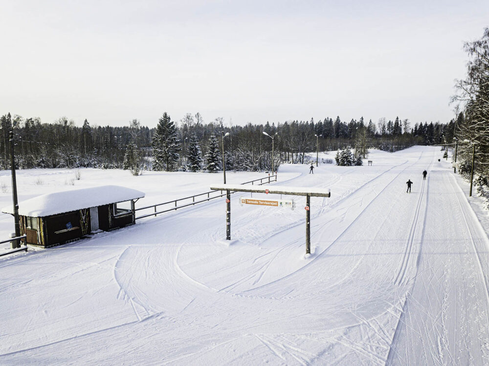 Talvine elamus garanteeritud — Tapa Valla Spordikeskus